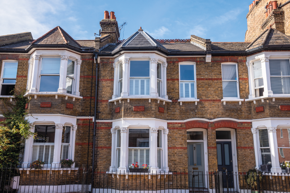 HICH LTD | UK house prices fall at fastest pace since 2020 - HICH LTD